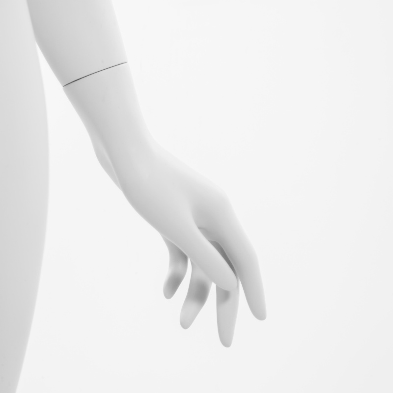 Amber Plus Size Mannequin Pose 1 Oval Head Amber Plus Size Mannequin Pose 1 Oval Head