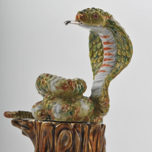 Buy Exquisite Cobra Snake On Tree Trunk Enamel Painted Trinket Box Online