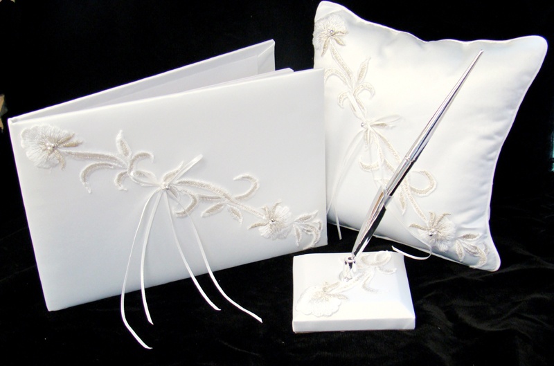Buy Elegant Wedding Accessory Set Online: GB 15, PS 15, RP 15 Guest ...